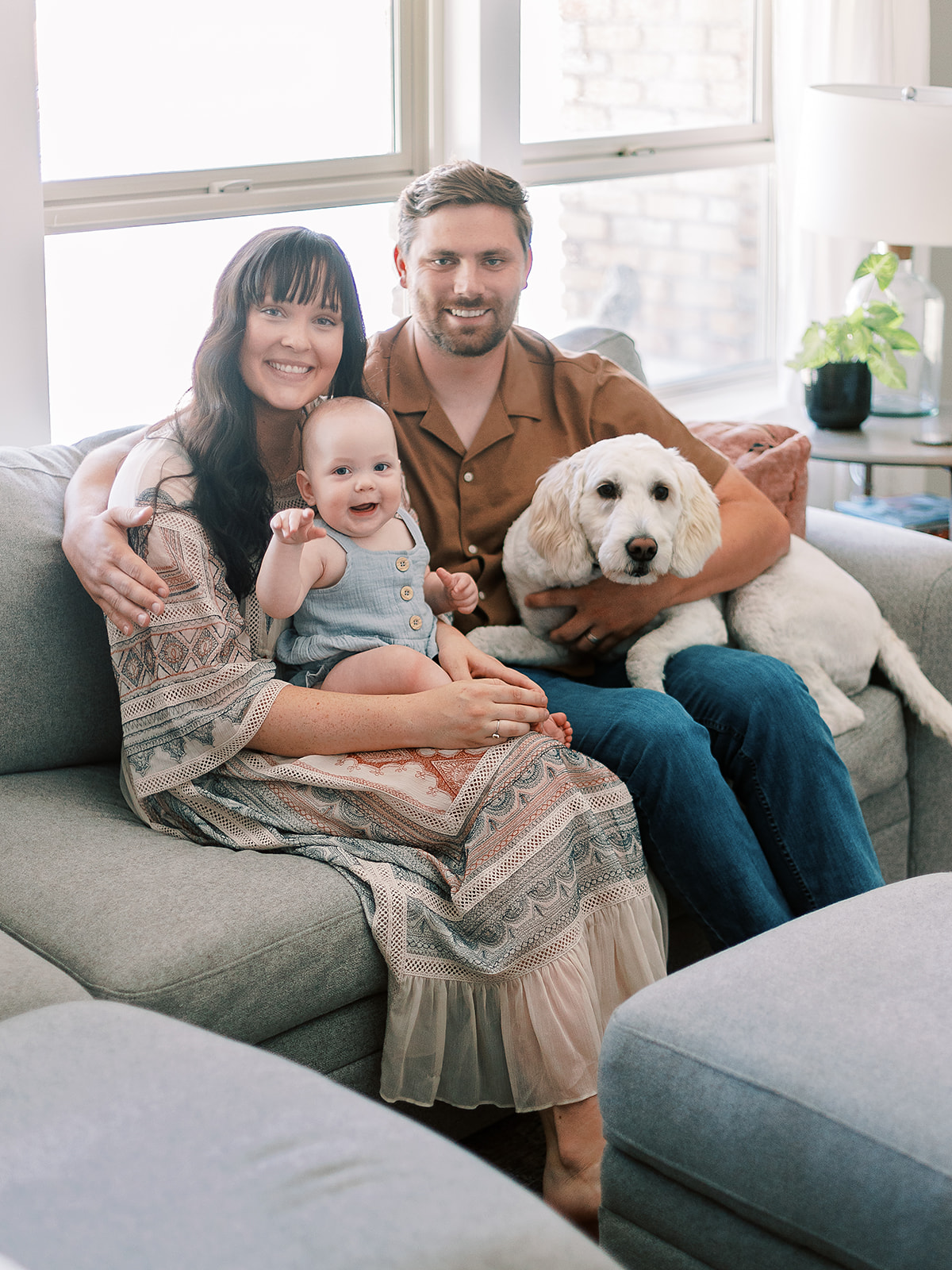 Family Photo Outfit Inspiration For Any Size Family - aloralani.com